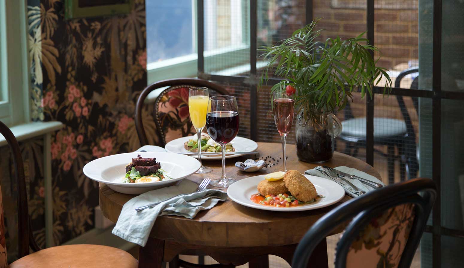 Finch's | British pub with private hire, Shoreditch in the city of London